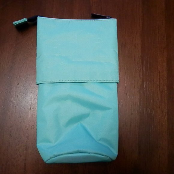 thirty-one Kitchen | Mermaid Expands Washable Snack Bag 3 | Poshmark